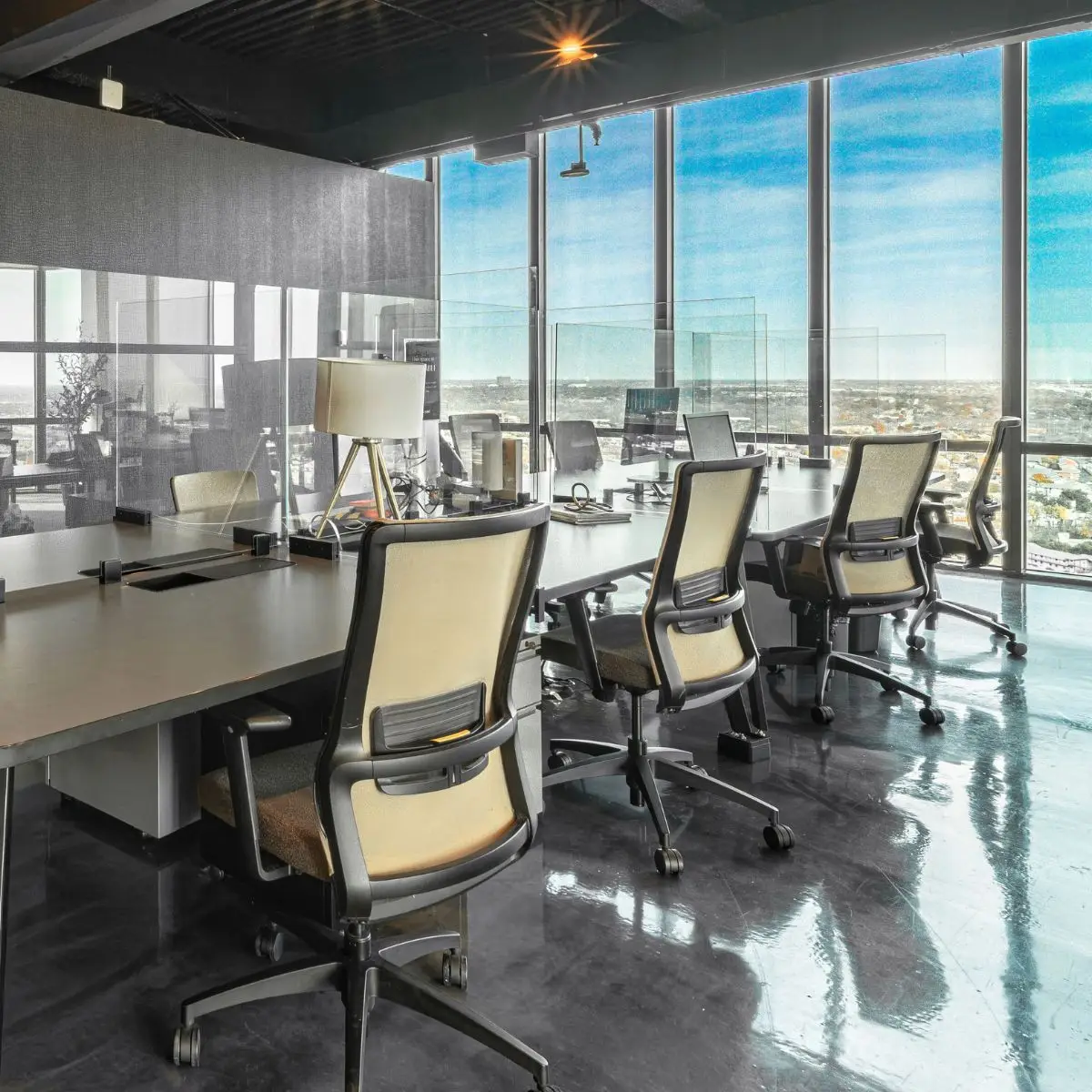 Hot Desks at Flex at The Gild in Dallas, TX | Strive Workspaces